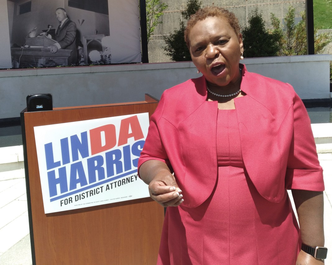 Former federal prosecutor Linda Harris announces run for DA ...