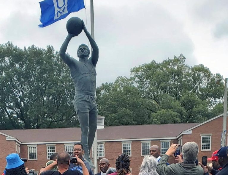 Unveiling of Larry Finch statue, plaza stir memories, deep-rooted ...