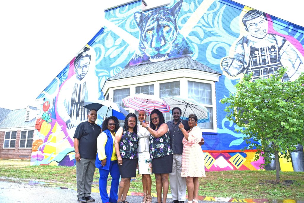 Murals reflect Memphis 13 legacy at Rozelle and Springdale elementary ...